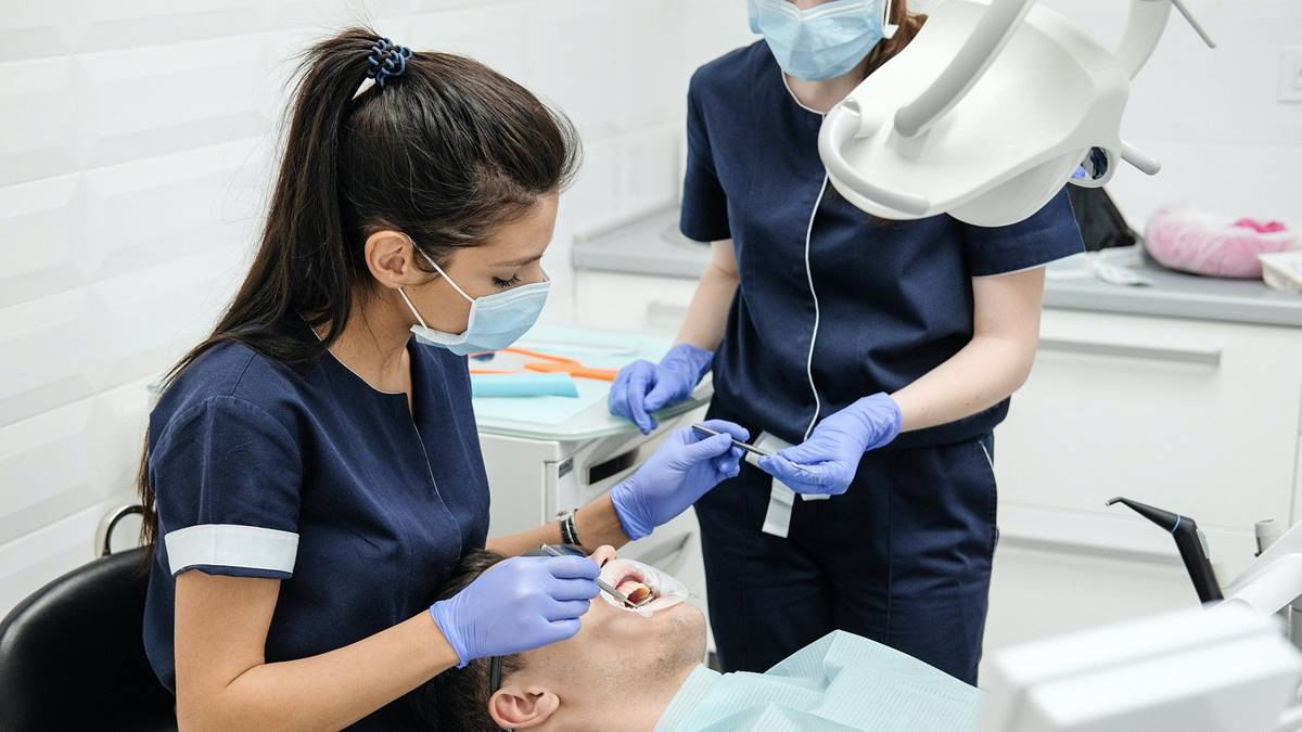 Curso de Asistente Dental en Infotep 2026